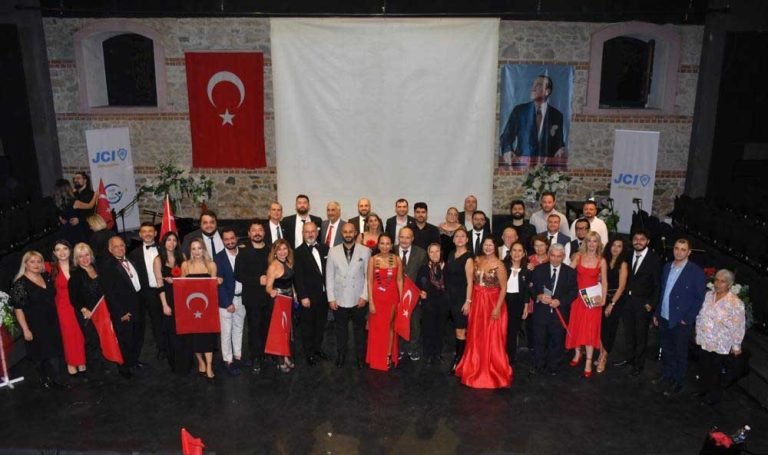 JCI Bahçeşehir Branch Organized the “Long Live the Republic 100th ...